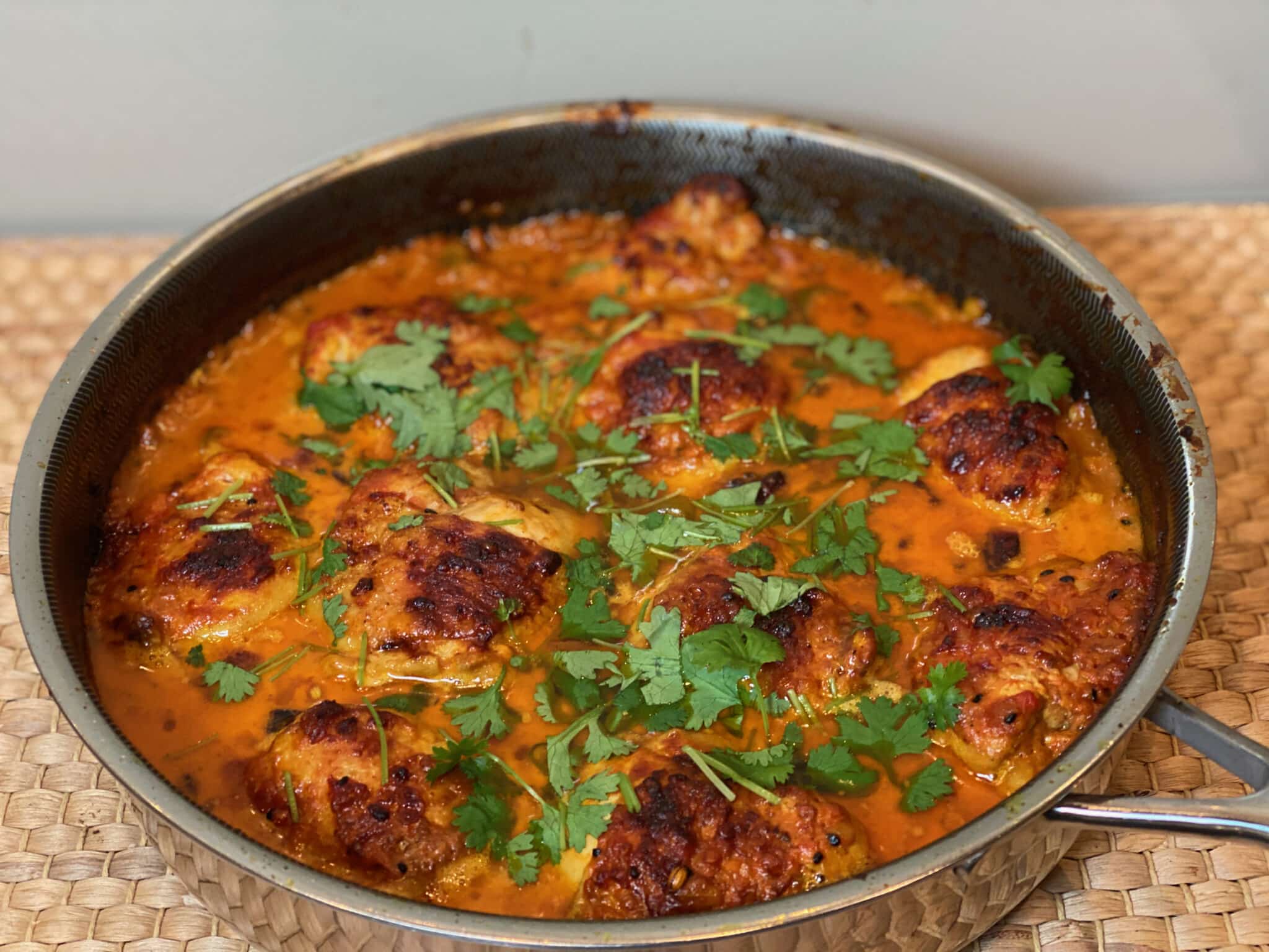 Tones indiske kyllingrett med gode krydder - Keto Tone